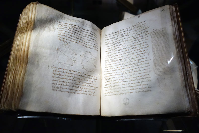 Euclid biography | Biography Online